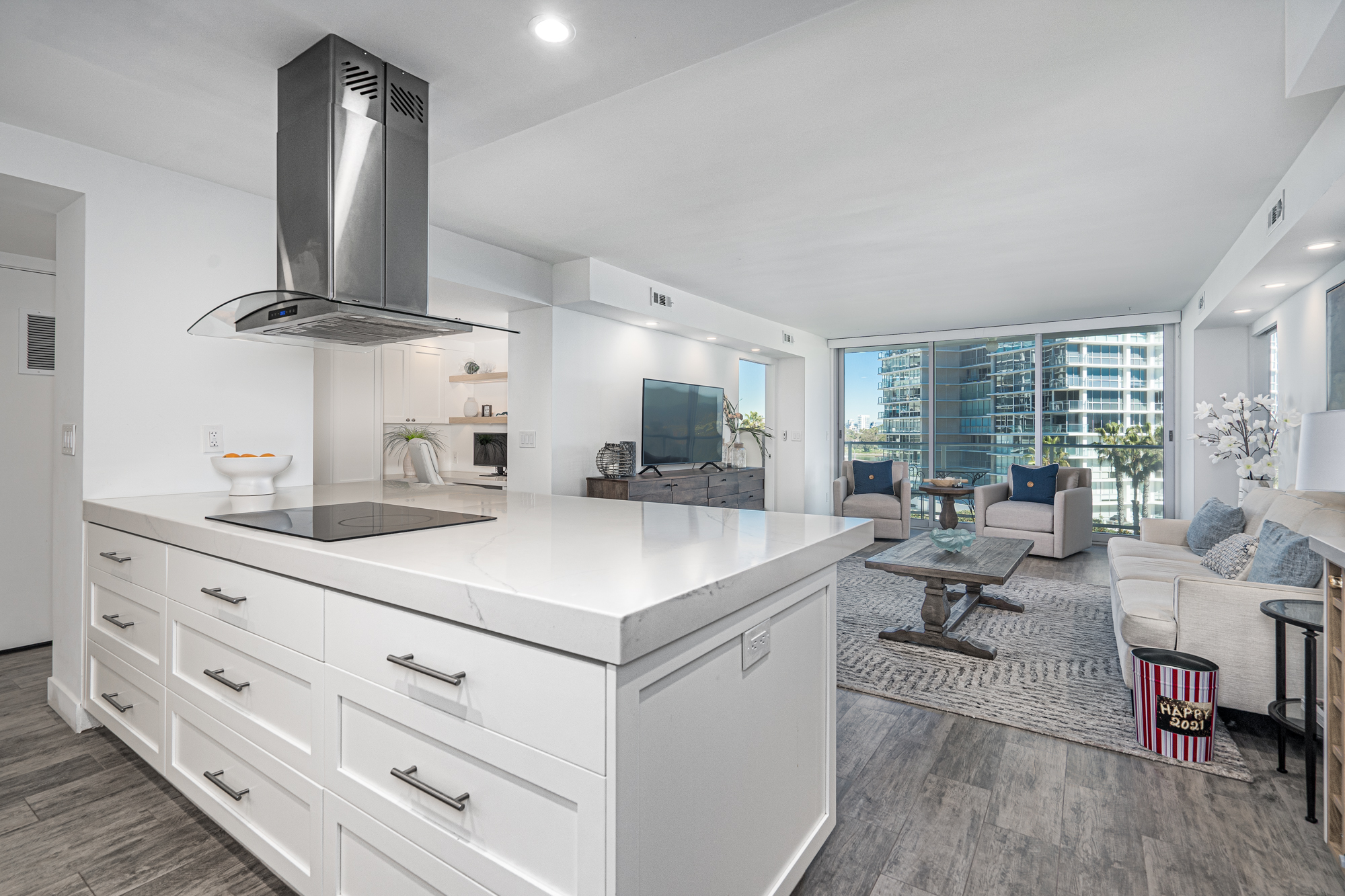 Large Coronado two bedroom - Coronado Shores Company